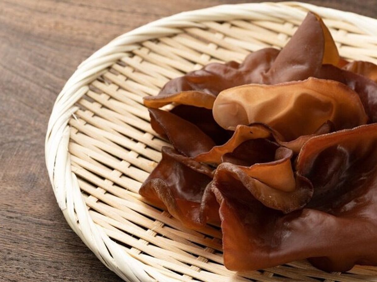 【管理栄養士監修】「きくらげ」の主な栄養素とカロリーと効能まとめ!おすすめな調理方法とレシピ3選 サンキュ!